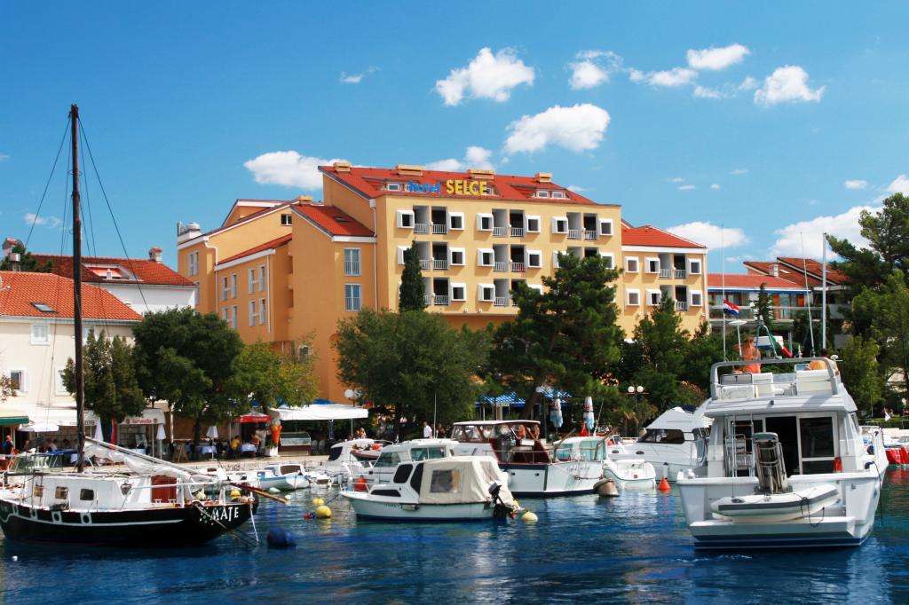 Hotel Selce - Selce