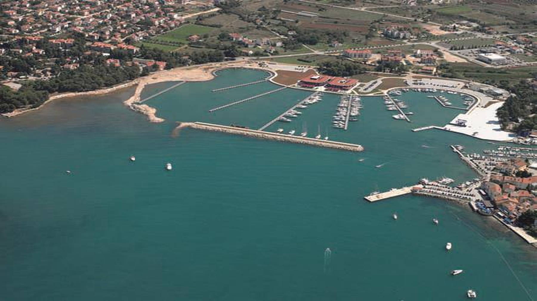 Marina Nautica in Novigrad - Kroatien Marinaführer - Kroati.de √
