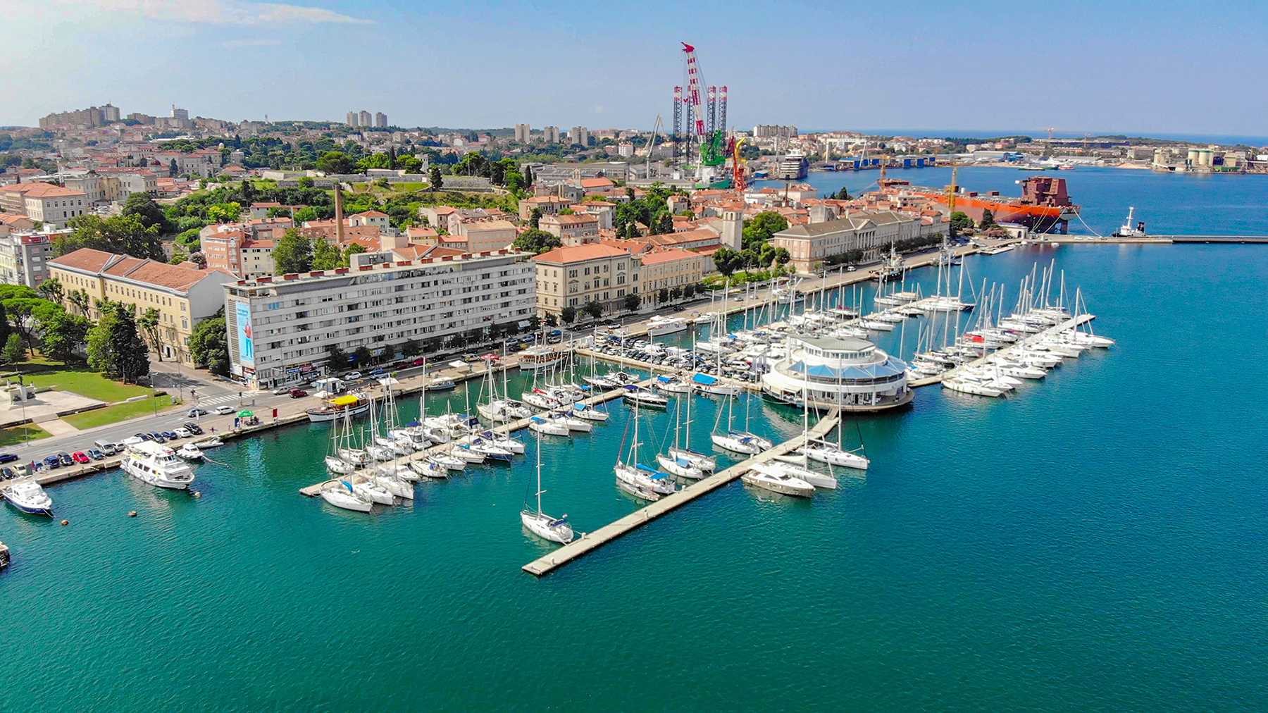 Marina Pula - Kroatien Marinaführer - Kroati.de √