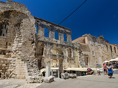 Diokletian Palast in Split - von Kroati.de √