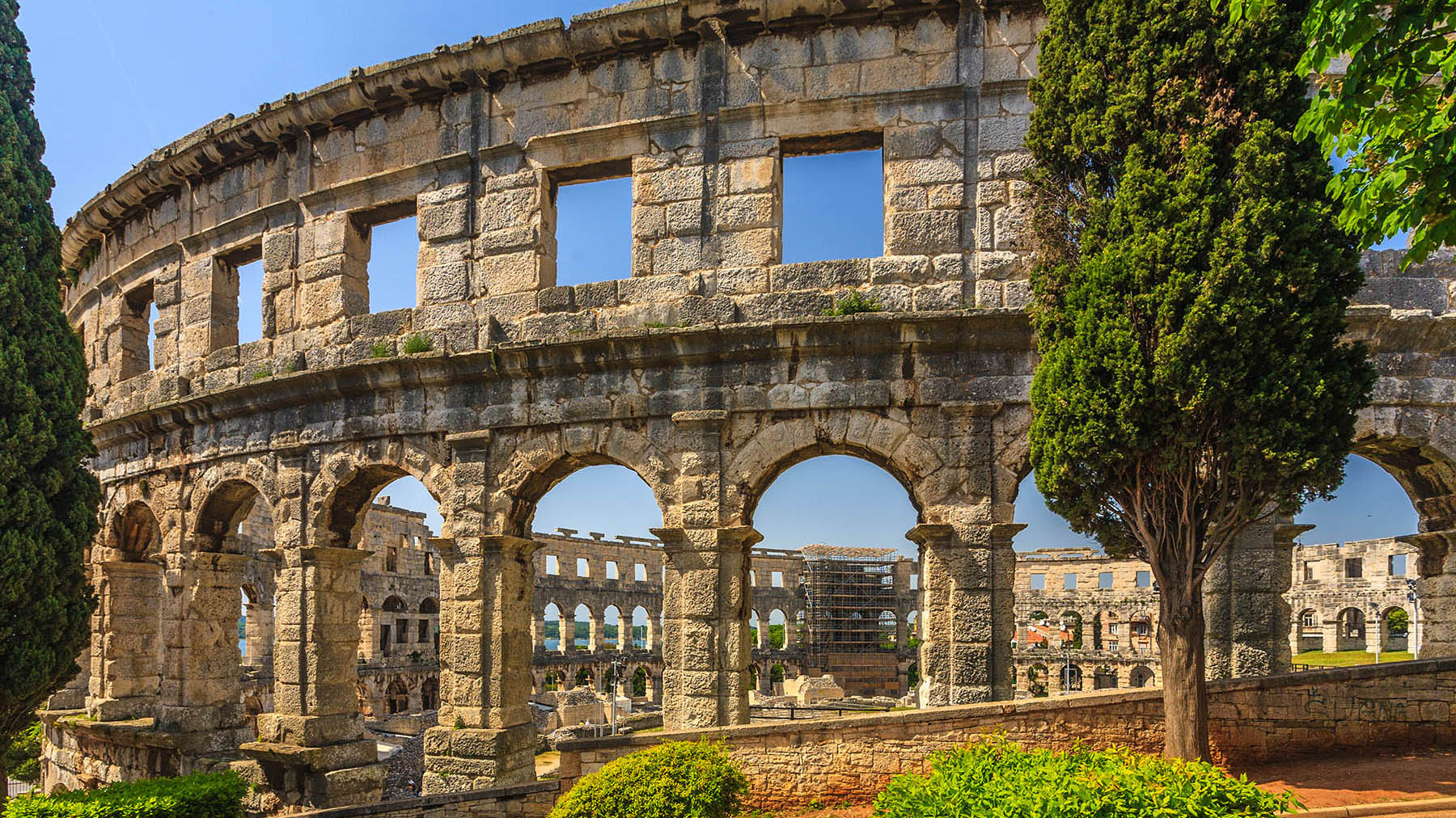Arena von Pula | Amphitheater Pula - Kroati.de √