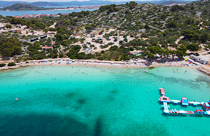 Strand Podvrske in Murter - Strandführer von Kroati.de √
