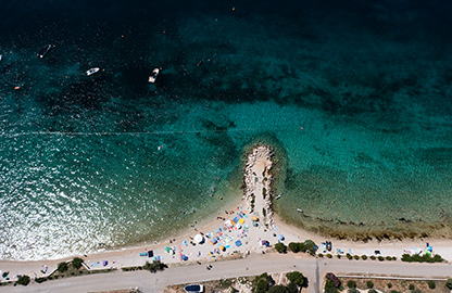 Strand Mandre auf der Insel Pag - Strandführer von Kroati.de √