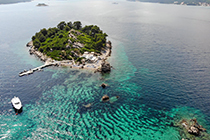 Moro Beach Stupe & Strandbar | Insel Stupa Vela √