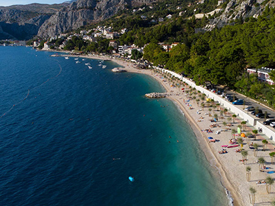 Die Top Strände an der Omis Riviera in Kroatien √