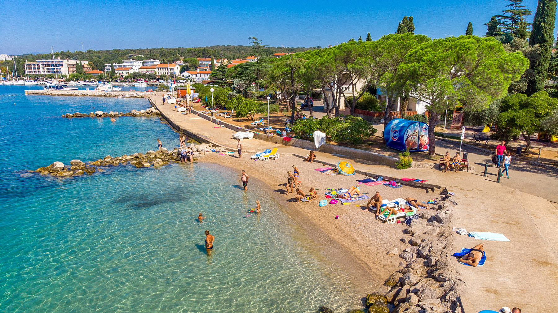 Strand Rupa in Malinska - Kroatien Strände - von Kroati.de √