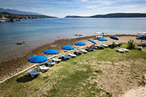 Hundestrand Banjol (Insel Rab) - Monty`s Dog Beach & Bar