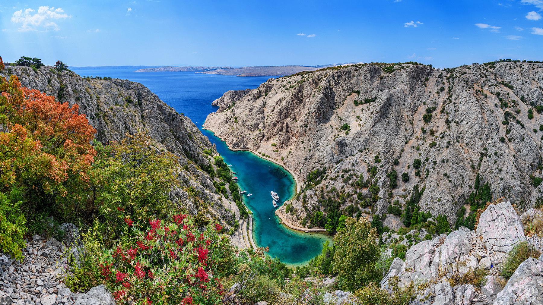 Strand Zavratnica bei Jablanac- Strandführer von Kroati.de √