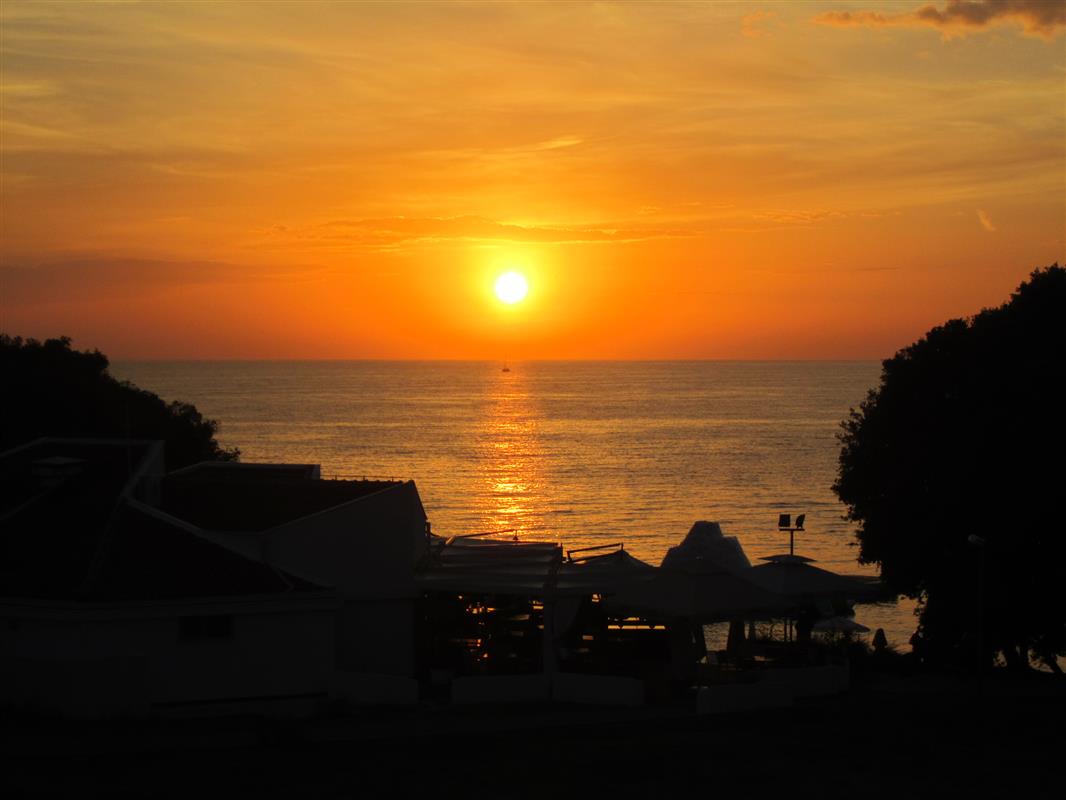 Pula - Kroatien Reiseführer √ - Kroati.de