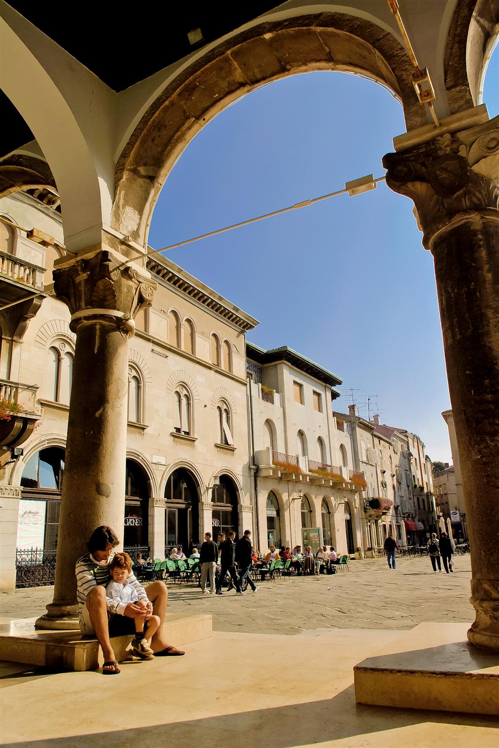 Das Forum in Pula | Stadtplatz in Pula - Kroati.de √