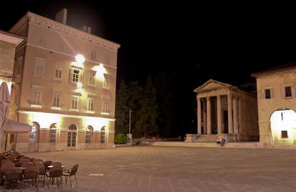 Das Forum in Pula | Stadtplatz in Pula - Kroati.de √