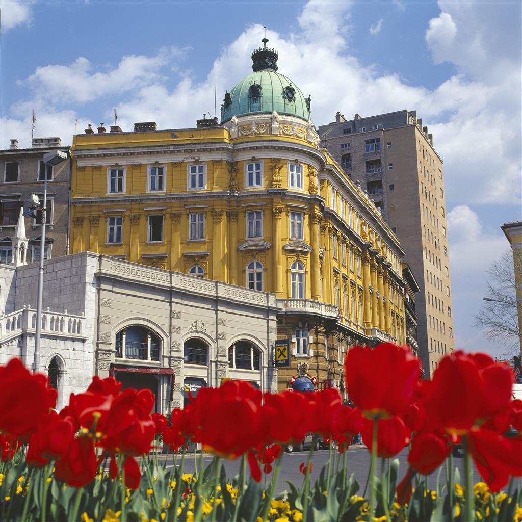 Rijeka - Kroatien Reiseführer √ - Kroati.de