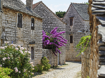 Grohote - Kroatien Reiseführer - von Kroati.de √