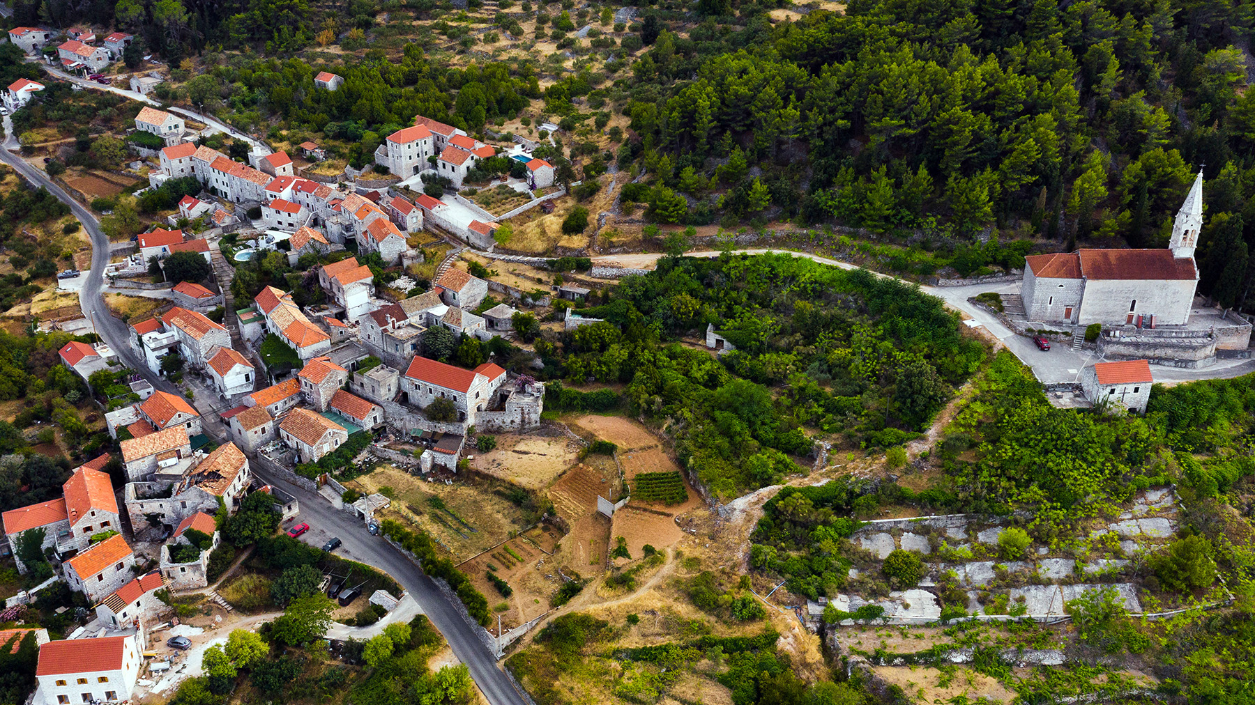 Pitve - Kroatien Reiseführer - von Kroati.de √