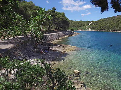 Splitska - Kroatien Reiseführer - von Kroati.de √