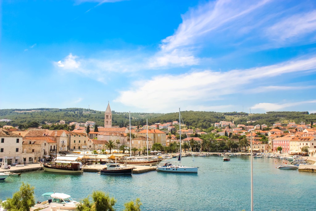 Supetar - Kroatien Reiseführer √ - Kroati.de