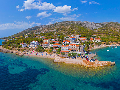 Zavala - Kroatien Reiseführer - von Kroati.de √