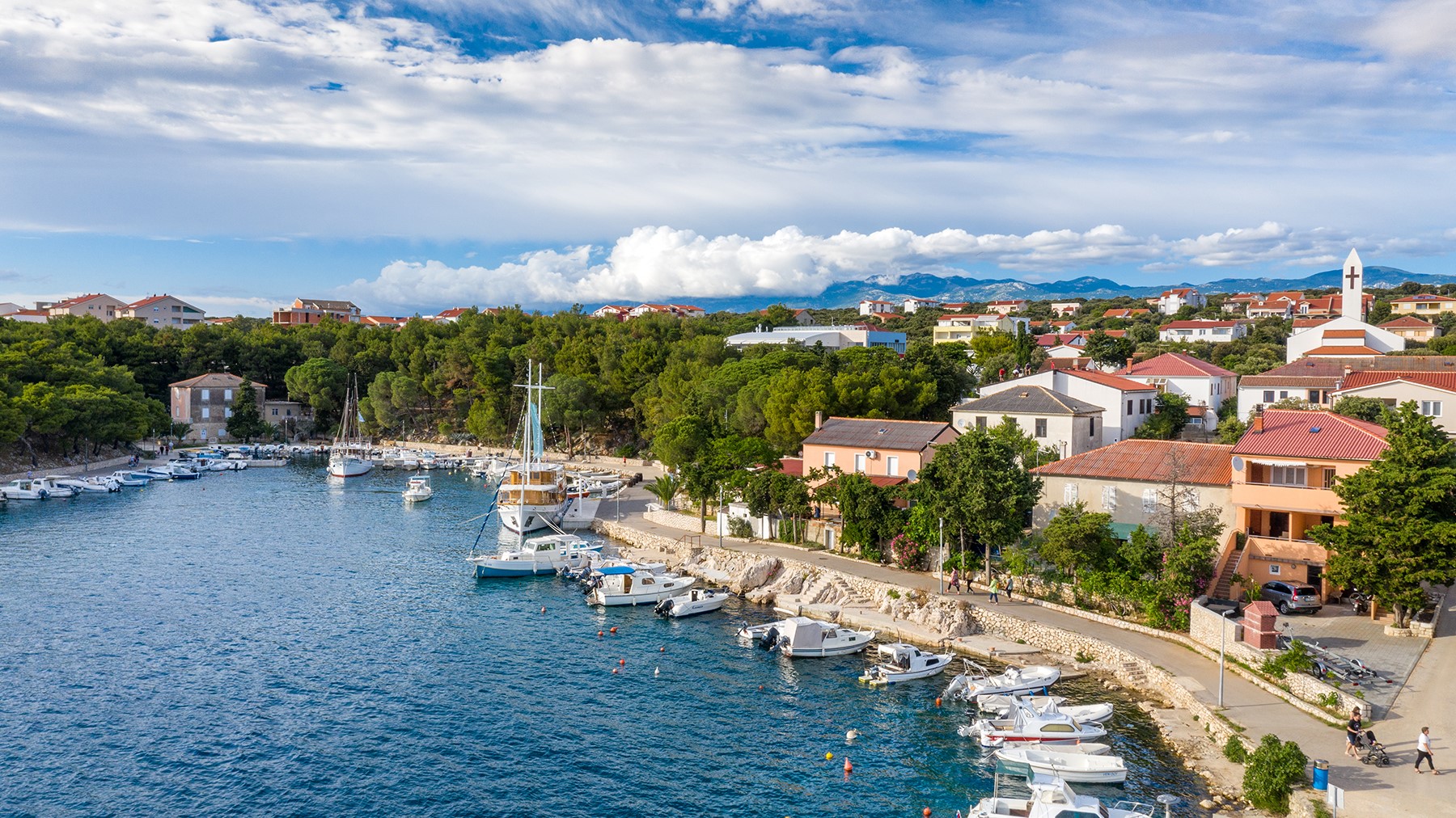 Mandre - Kroatien Reiseführer - von Kroati.de √