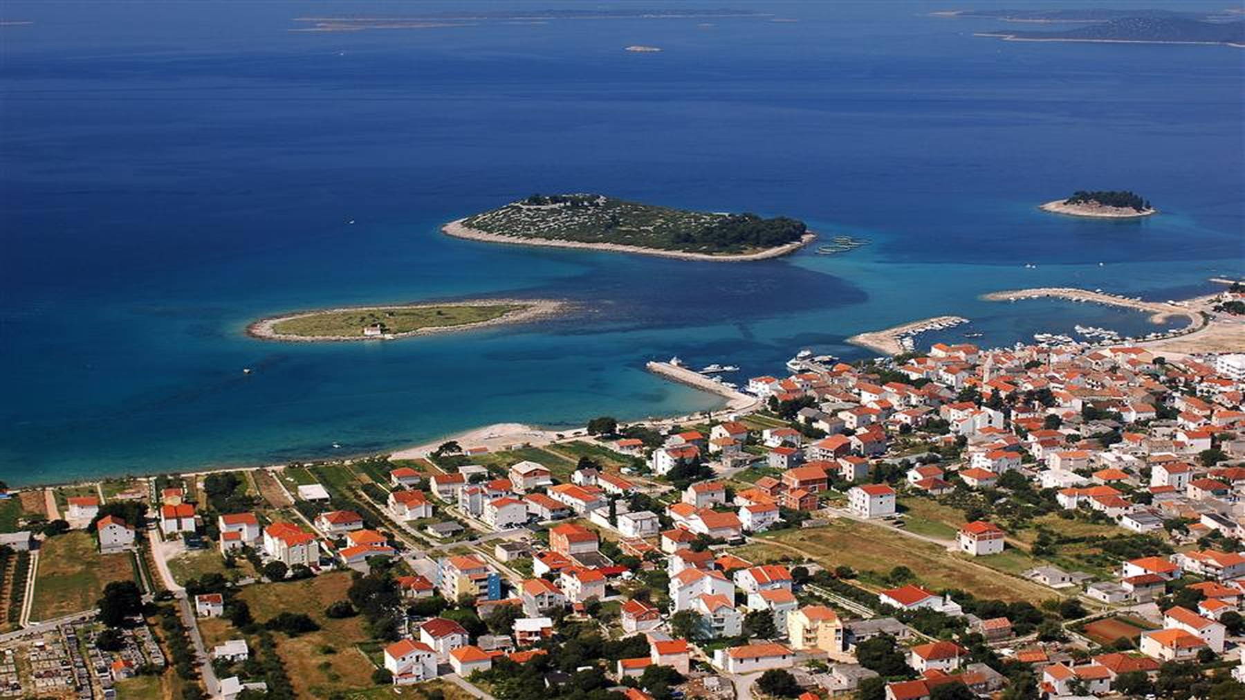 Pakostane - Kroatien Reiseführer - von Kroati.de √