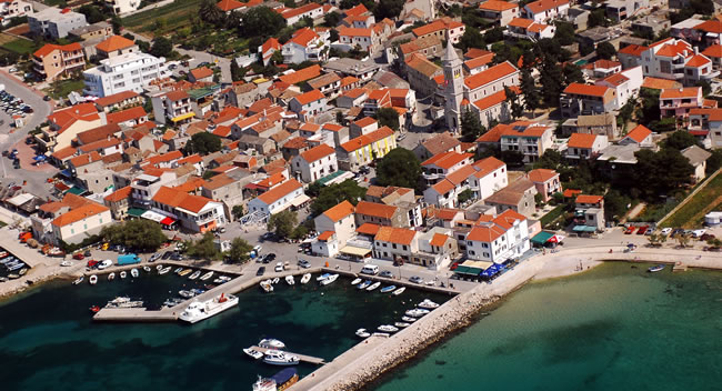 Pakostane | Kroatien Reiseführer √ - Kroati.de