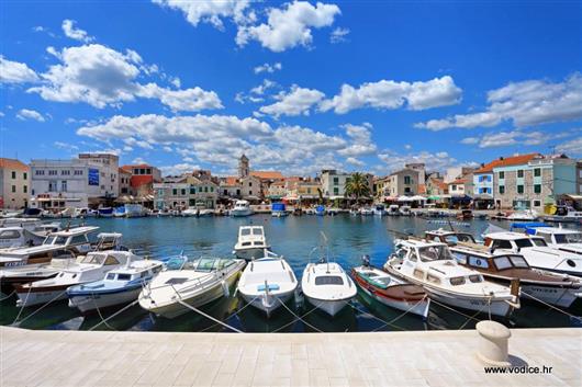 Vodice - Kroatien Reiseführer √ - von Kroati.de