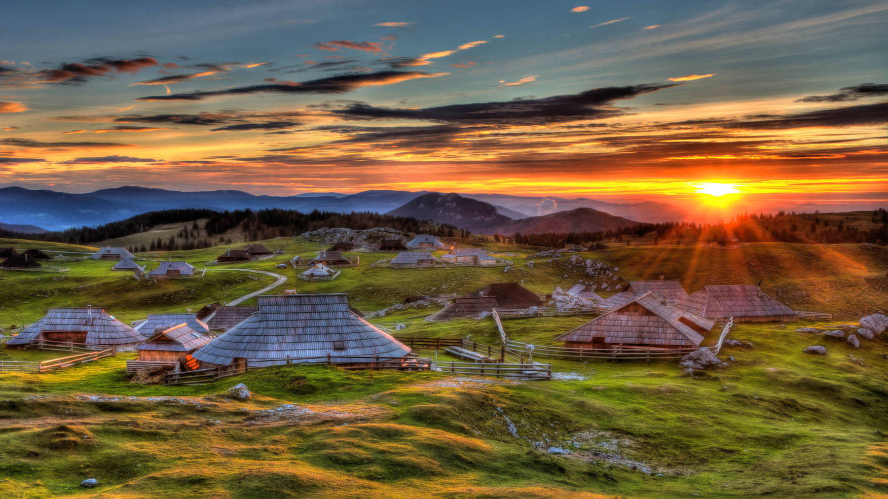 Velika Planina | Slowenien Reiseführer √